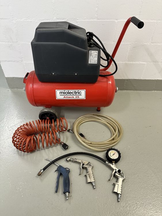 Mobiler Druckluft-Kompressor mit Zubehör, 230V, 24 Liter (Gebraucht) in ...