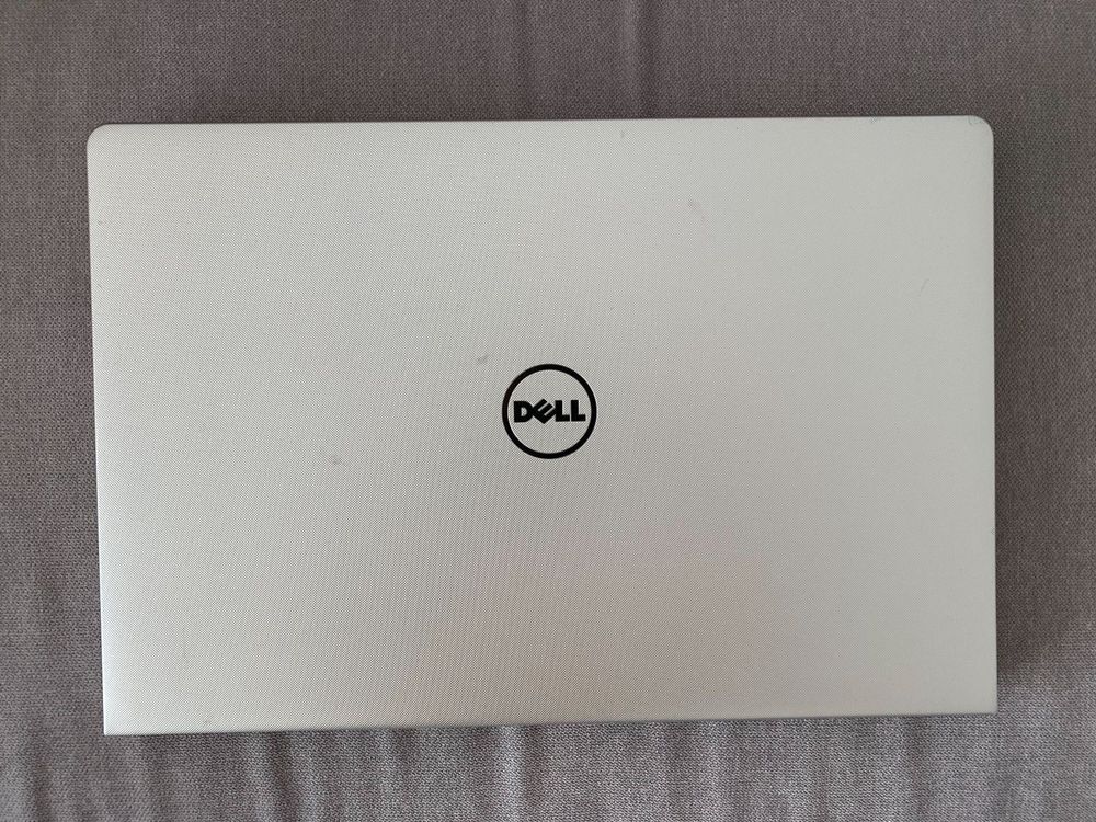 Dell P51F 15’6 Zoll Defekt Notebook!!! | Kaufen auf Ricardo