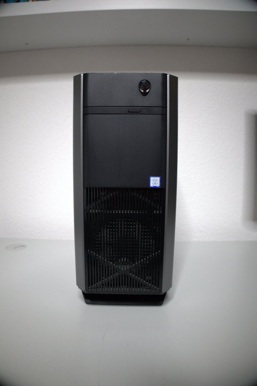 Alienware Aurora R7 Gaming PC | i7-8700 | GTX1070 | 16GB RAM (Gebraucht ...
