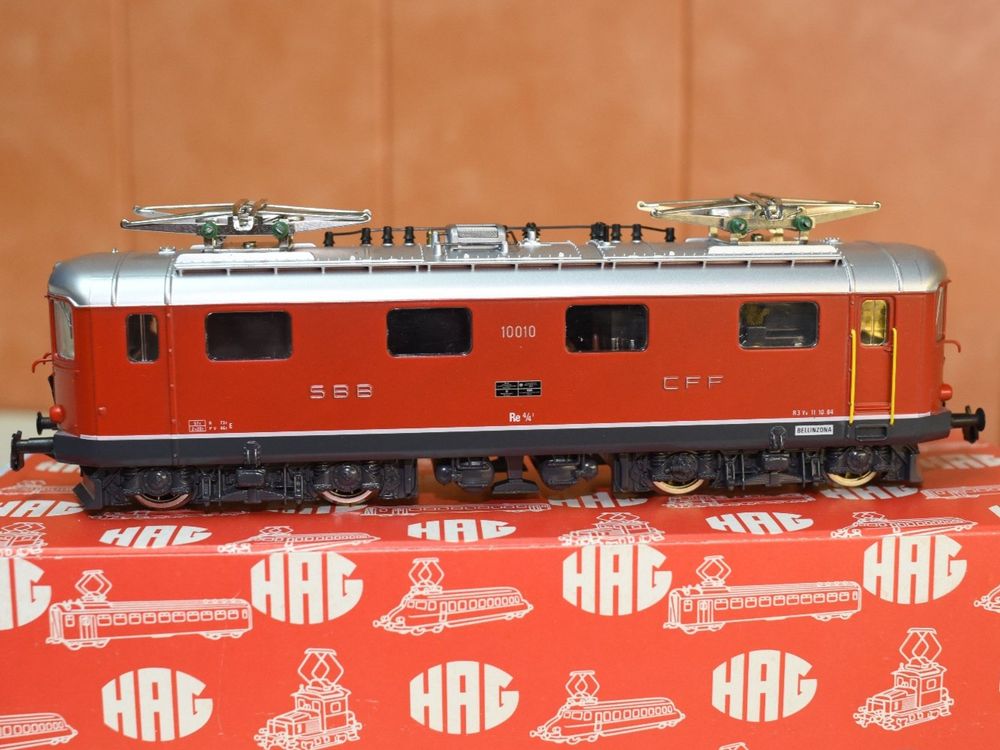 HAG H0 - SBB Re 4/4 I Rot (Art.Nr. 238) (Neu und originalverpackt) in Basel für CHF 149 – mit ...
