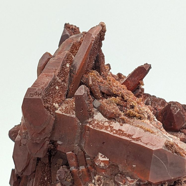 HÄMATIT-QUARZ ROT, Farbe ROT dunkel natürlich (Nuovo (secondo la descrizione)) a Balerna per CHF ...