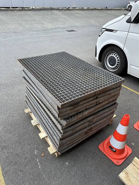 Gitterrost Überfahrbar (Gebraucht) in Siebnen für CHF 300 – nur Abholung auf Ricardo kaufen