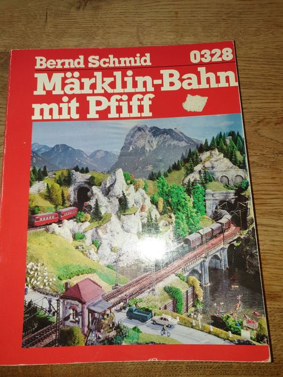 Märklin Bahn mit Pfiff Buch (Gebraucht) in Twann für CHF 15 – mit Lieferung auf Ricardo kaufen