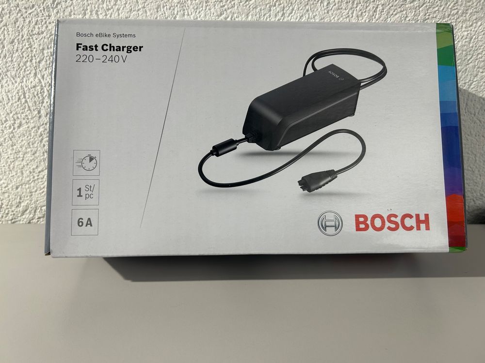 Bosch Fast Charger 6A e-Bike Ladegerät (Neu und originalverpackt) in ...