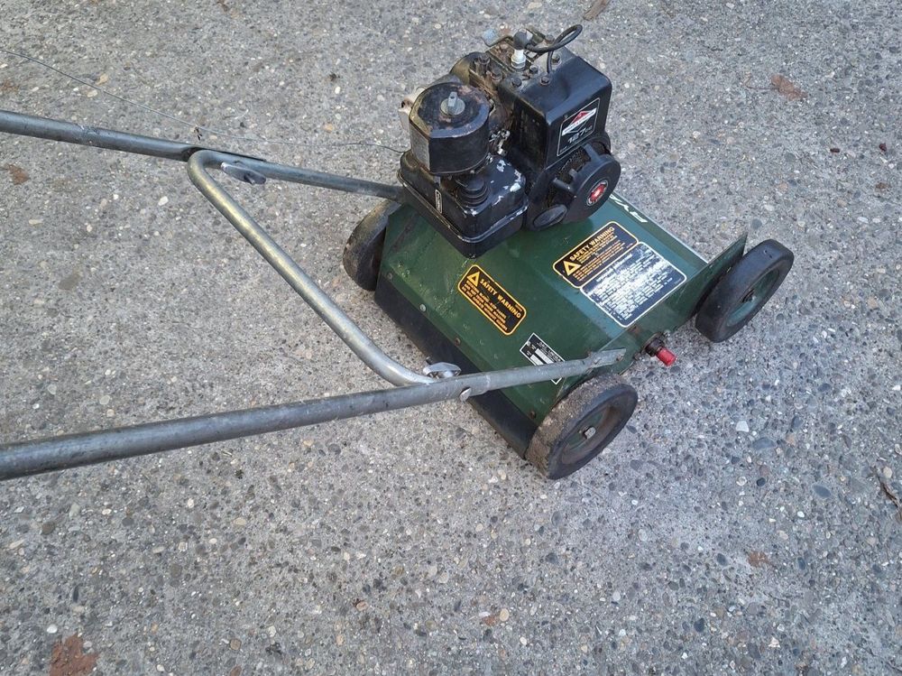 Vertikutierer Ryan 40cm | Kaufen auf Ricardo