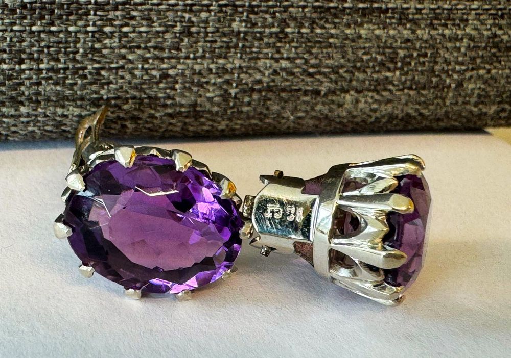 18 Karat (750) WG Ohr-Clip mit Stift AMETHYST 14 ct (Gebraucht) in Ebikon für CHF 959 – mit ...