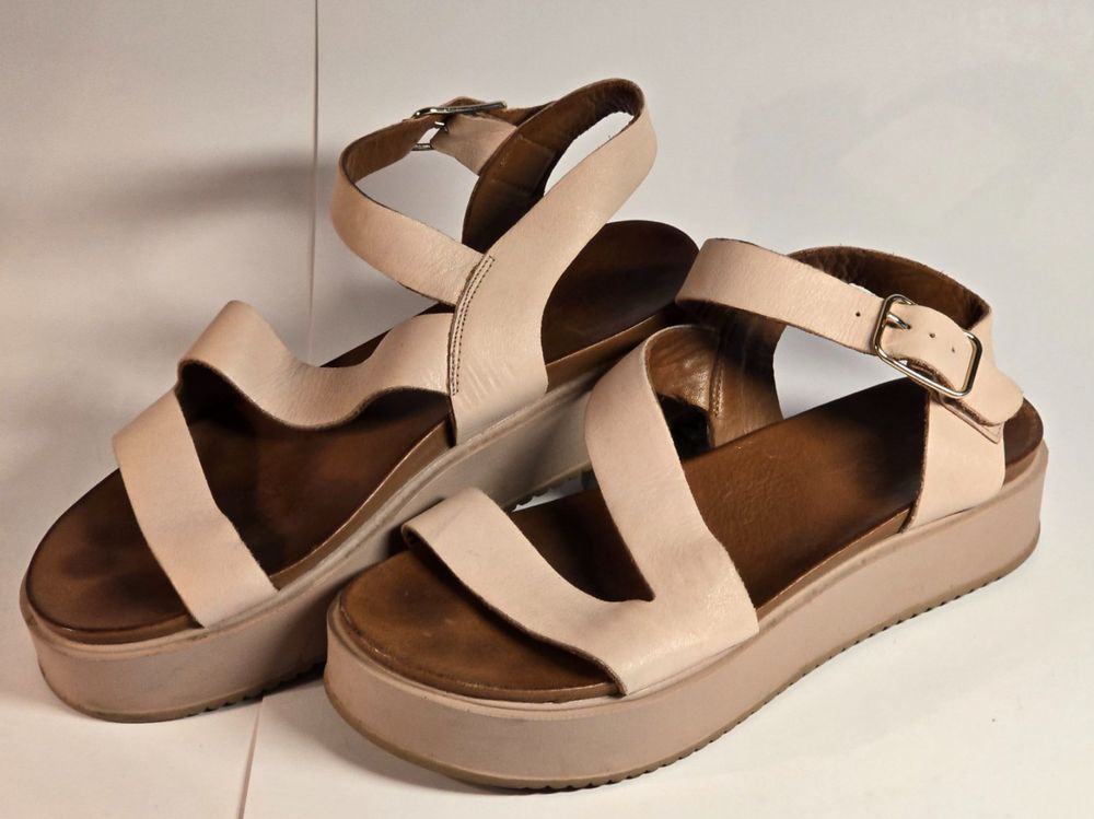 INUOVO Plateausandalette (Gr.37) (Gebraucht) in Schaffhausen für CHF 10 – mit Lieferung auf ...