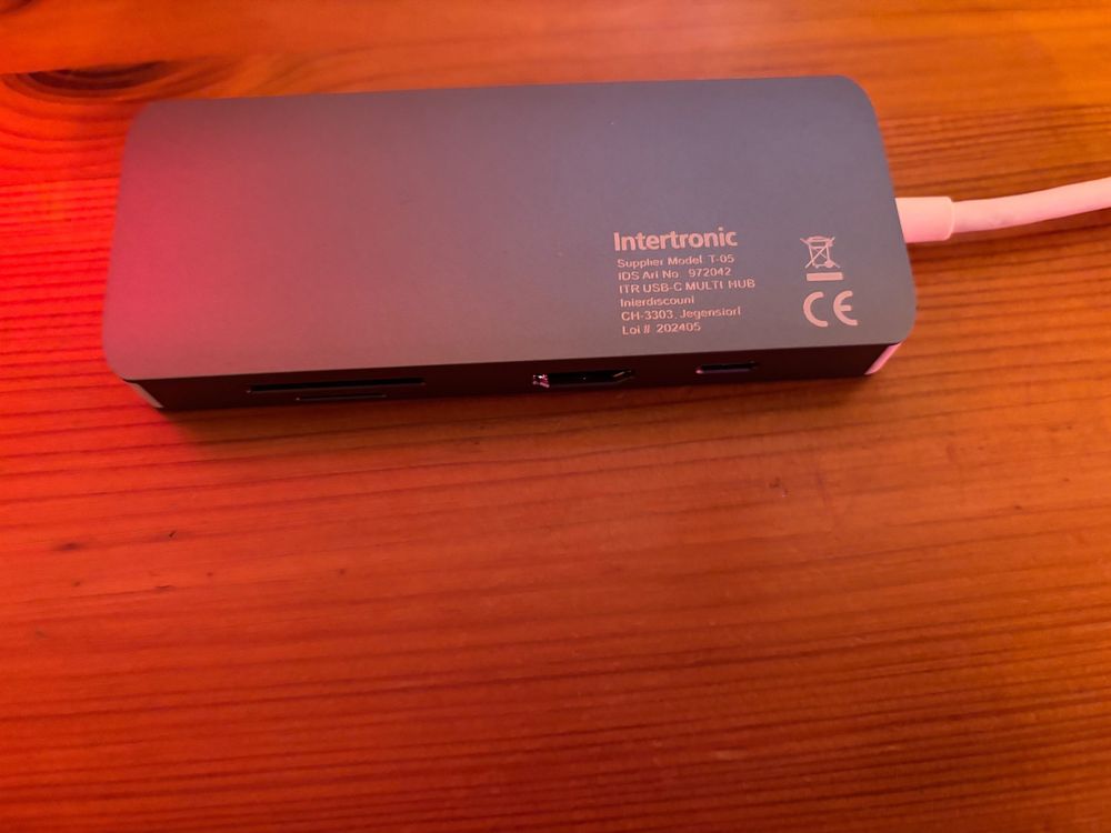 Intertronic USB-C Multi Hub Adapter 8 in 1 neuwertig | Kaufen auf Ricardo