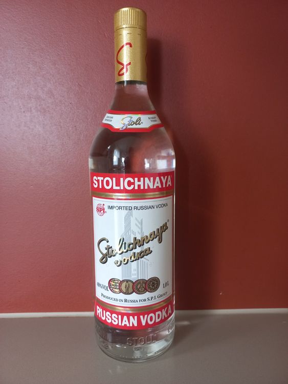 Wodka Stolichnaya 1 Liter 40%vol Flasche ungeöffnet (Gebraucht) in ...
