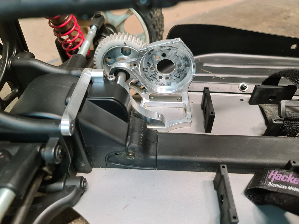 FG Leopard 4WD Brushless Roller | Kaufen auf Ricardo