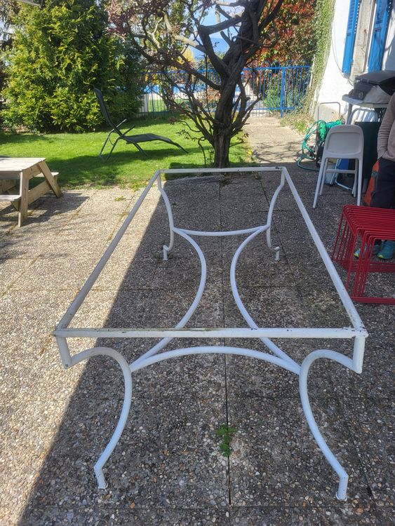 A DONNER structure métallique de table (D'occasion) à Boulens pour CHF ...
