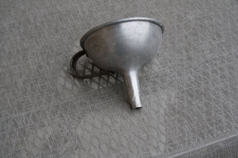 ALU TRICHTER TRACHTER VINTAGE ODER ANTIK? | Kaufen auf Ricardo