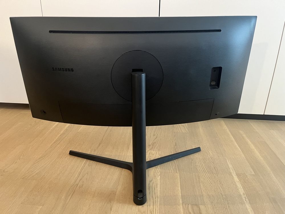 Samsung 34’’ ultrawide curved Monitor (Gebraucht) in Dübendorf für CHF ...