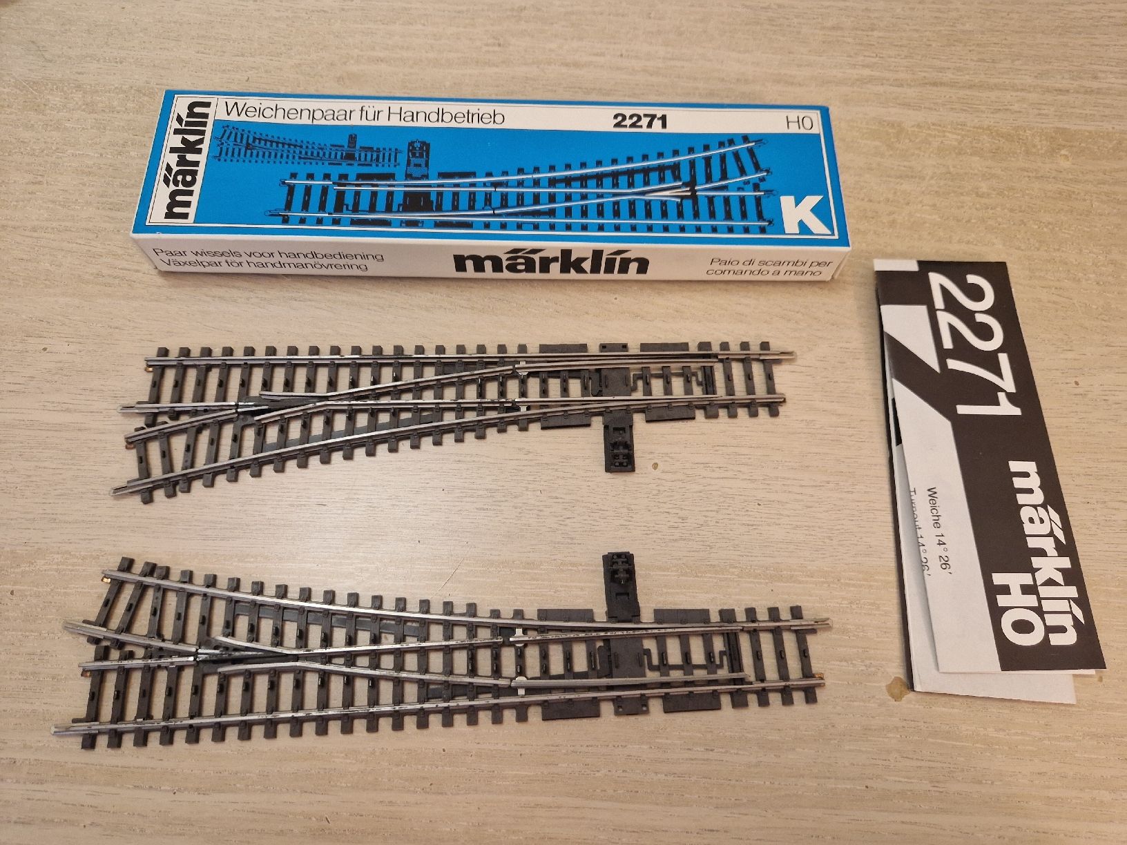 Märklin 2271 Weichenpaar K H0 (Gebraucht) in St-Aubin-Sauges für CHF 25 – mit Lieferung auf ...