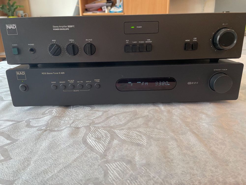 NAD AMPLIFIER 3220PE + Tuner C 425 (Gebraucht) in Zürich für CHF 165 ...