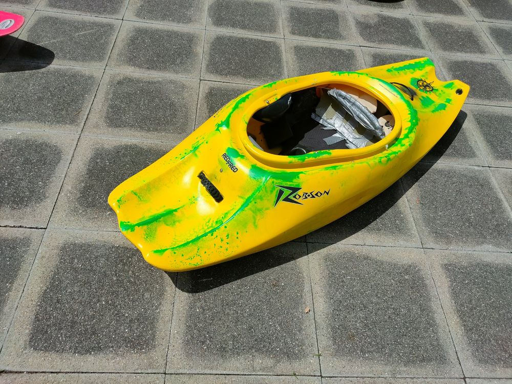 Robson Red Fred Wildwasser Kajak | Kaufen auf Ricardo