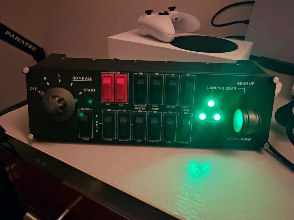 Logitech G Saitek Pro Flight Switch Panel | Kaufen auf Ricardo Logitech G Saitek Pro Flight Switch Panel | Kaufen auf Ricardo