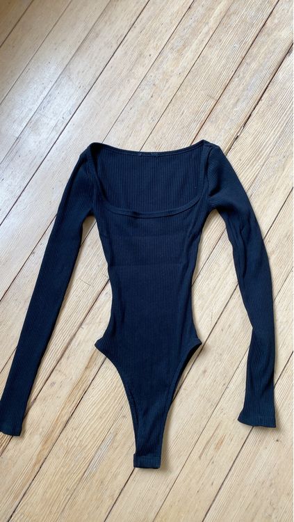 Schwarzer Body mit tiefem Ausschnitt XS neu (Neu (gemäss Beschreibung ...