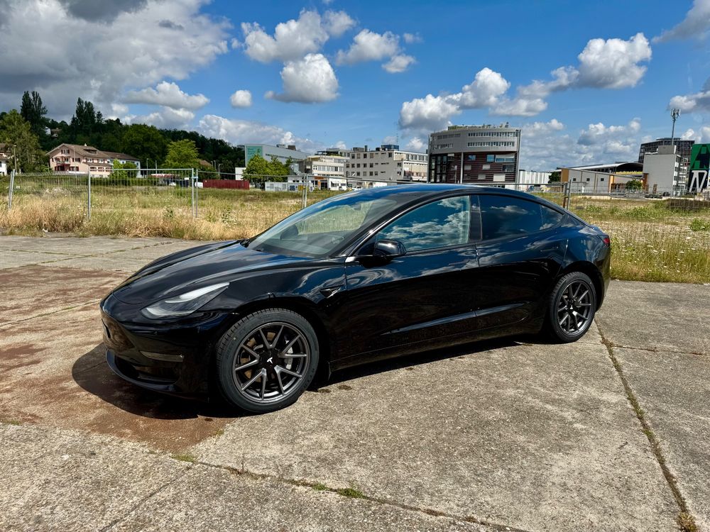 Tesla Model 3 Long Range AWD (4x4) Facelift – Top Zustand (Gebraucht ...