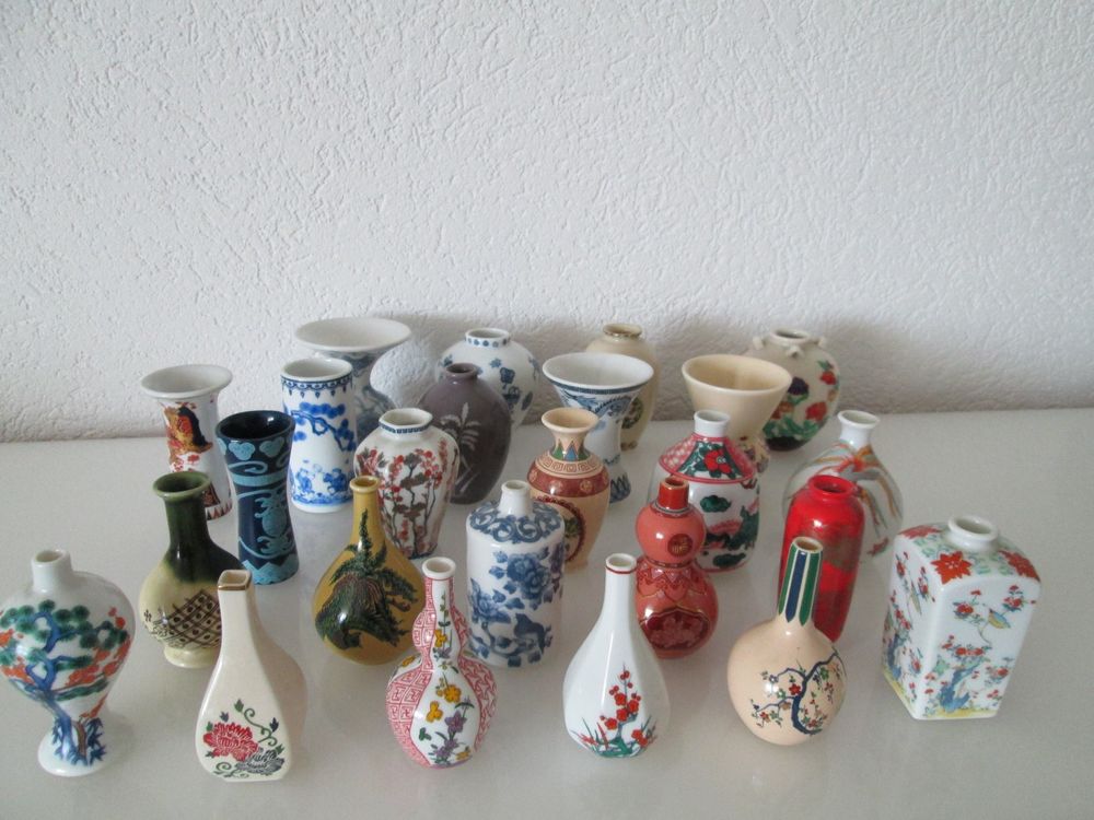 25 kleine Wunderschöne Vasen-Sammlung -Japan.Konvolut (Gebraucht) in ...