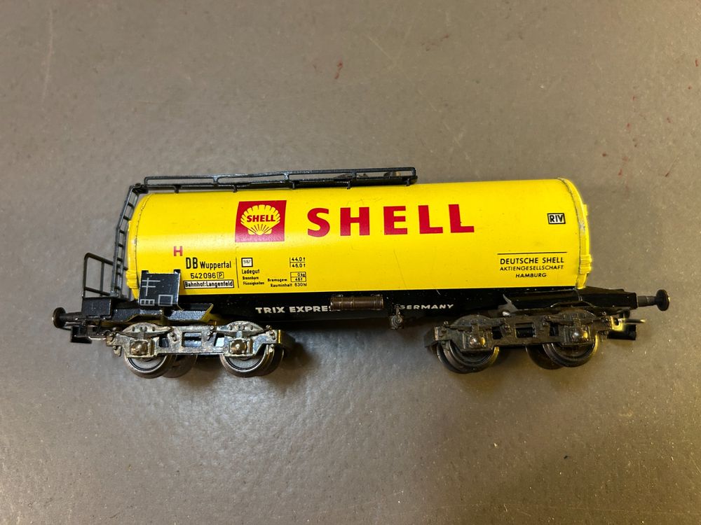 Trix Express Shell Tankwagen (Gebraucht) in Gümligen für CHF 1 – nur ...