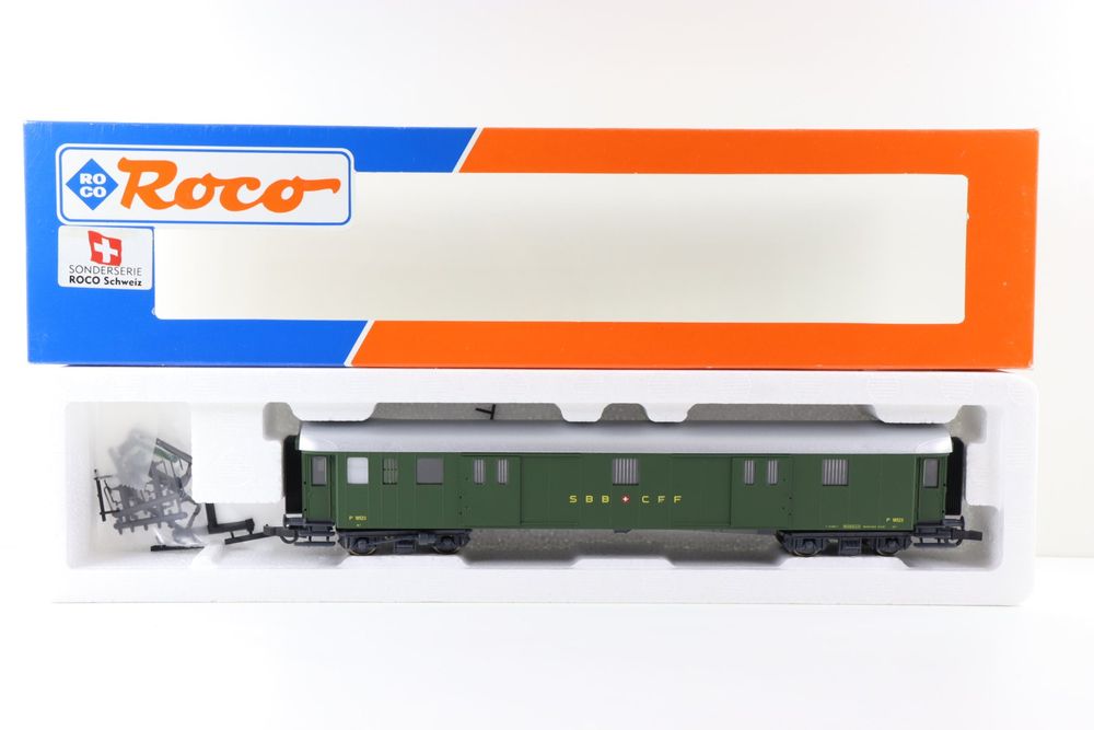 Roco/Aku 44880D-AKU SBB F⁴ 18523 Gepäckwagen H0 (Gebraucht) in Ried ...