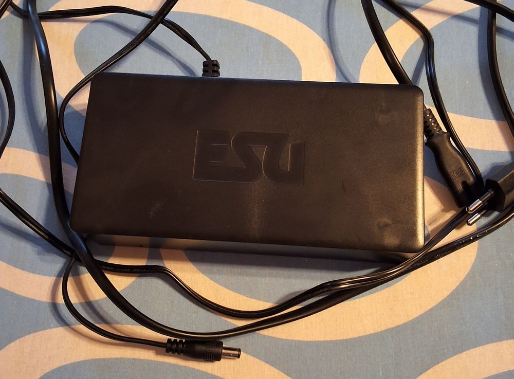 ESU Modellbahn Netzteil 50119 (Gebraucht) in Zweidlen für CHF 50 – mit ...