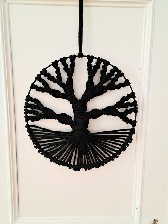 Makramee Wanddeko Lebensbaum schwarz (Neu (gemäss Beschreibung)) in Waldenburg für CHF 1 – mit ...