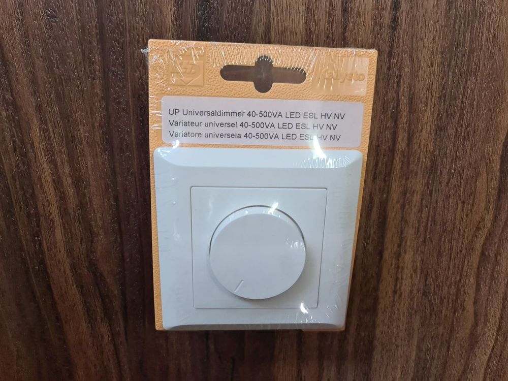 Hager Universaldimmer 40-500VA LED ESL HV LV weiss (Neu und ...