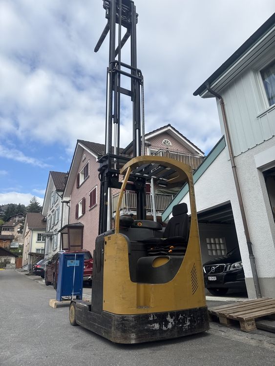 Stapler Schubmaststapler CAT 5,9 Meter | Kaufen auf Ricardo