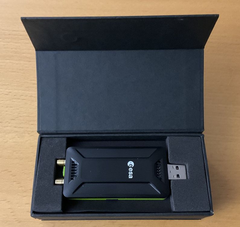 SDR Lime mini TX RX 10 Mhz to 3,5 GHz Original ESA package (Neu und ...