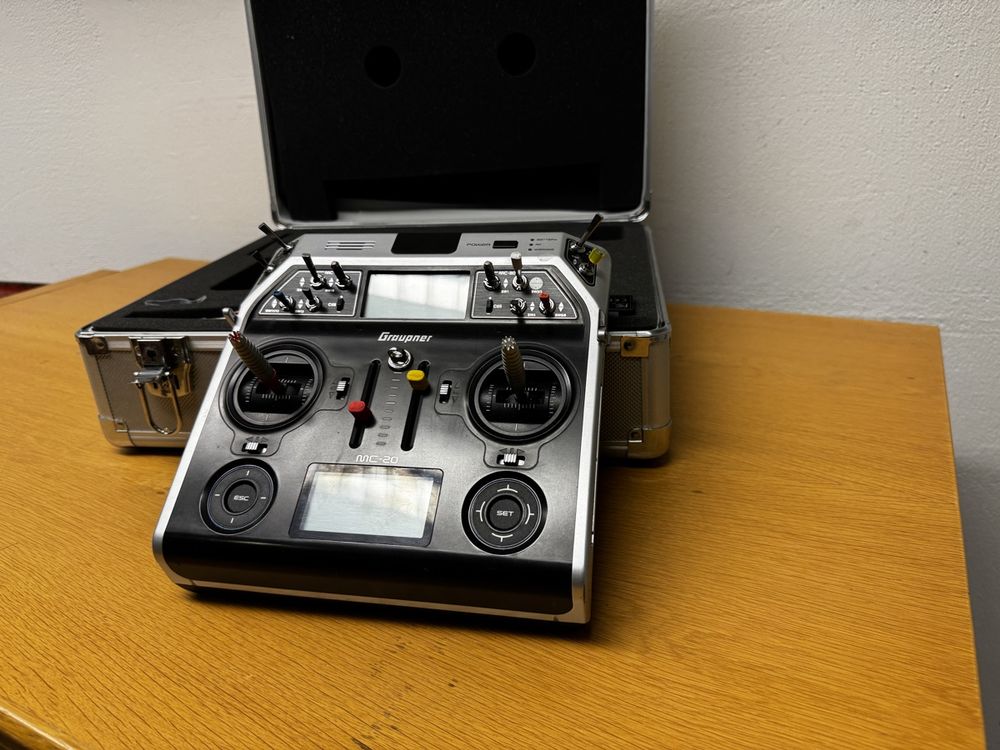 Graupner MC-20 HoTT 2,4 GHz Fernsteuerung (Gebraucht) in Winterthur für ...