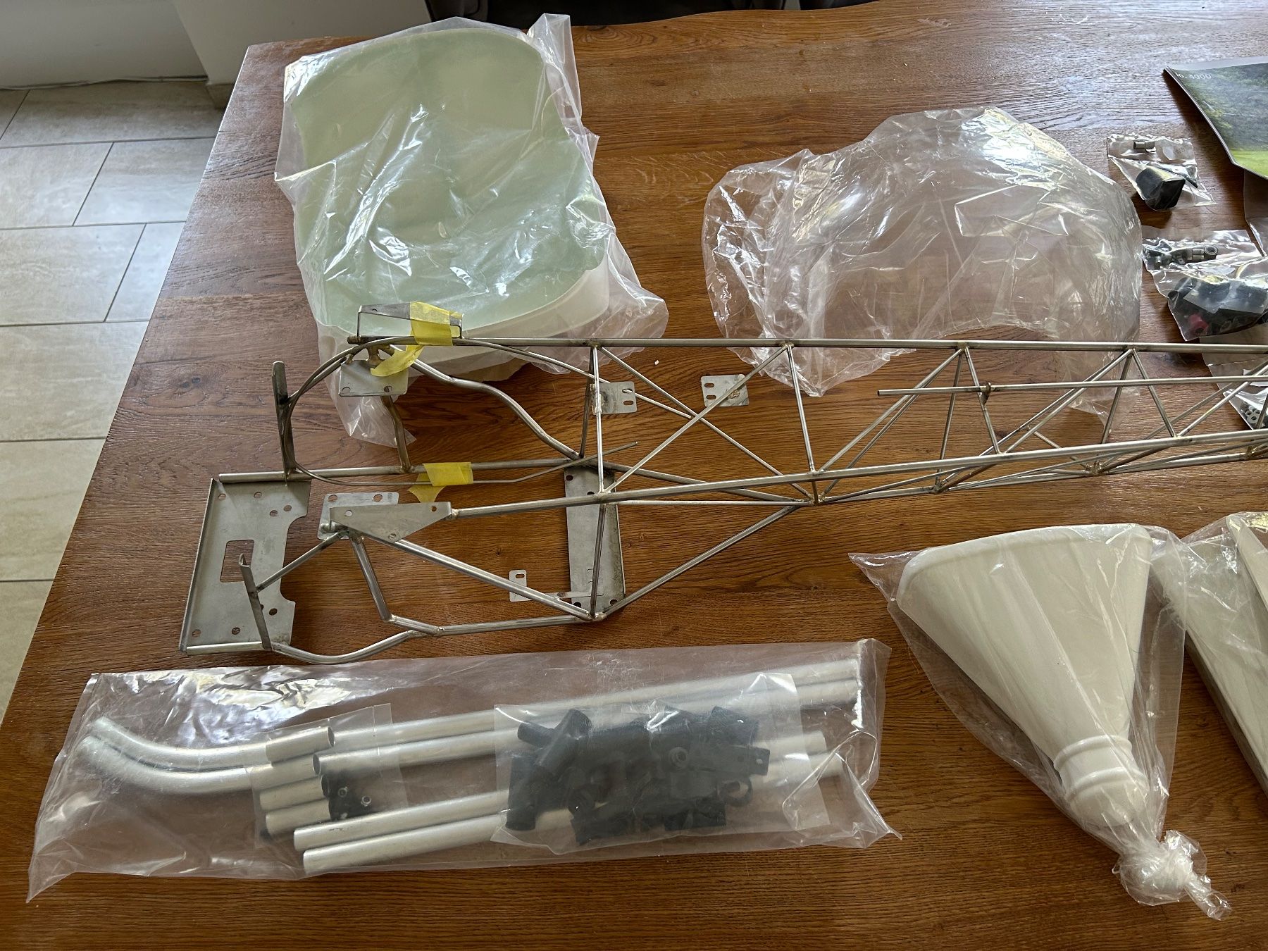 Heli Vario scale 1:6 Bell 47g 2 neuer Bausatz Hubschrauber (Gebraucht ...