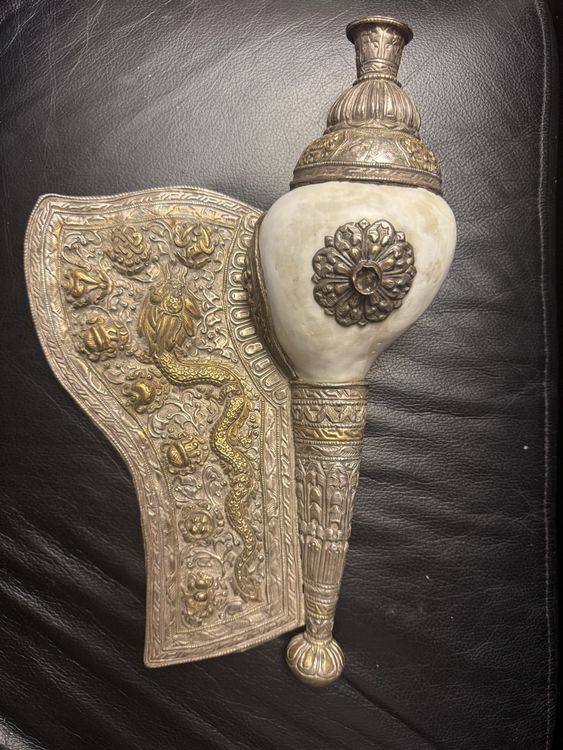 Tibet Conch Shell Trumpet with Silver Mountings | Kaufen auf Ricardo