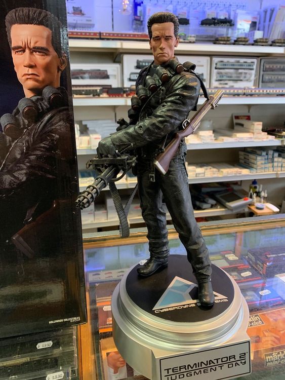 Sideshow T2 Terminator figure Hollywood (Neu (gemäss Beschreibung)) in ...
