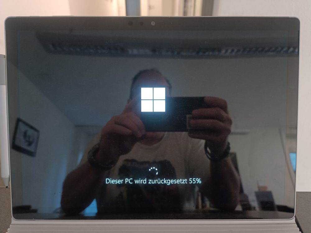 Microsoft Surface 2 2018 PC - 8 GB - 256 GB mit Zubehör (D'occasion) à ...