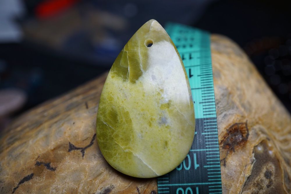 Lizardit Jade Cabochon gelocht Topqualität TOPSTONE | Kaufen auf Ricardo