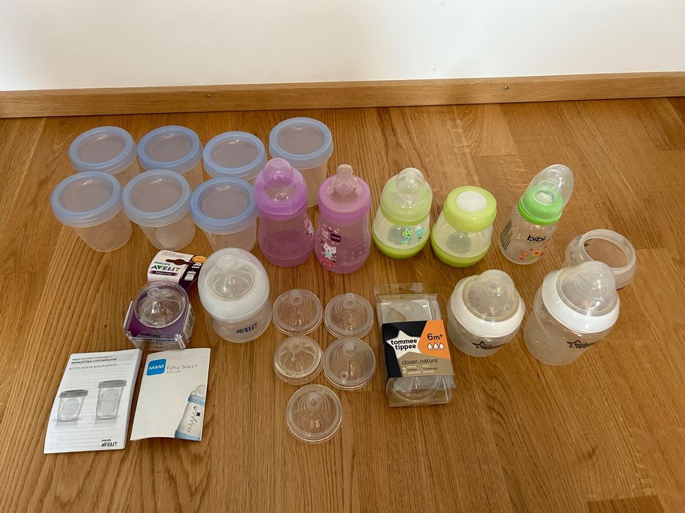 7 Muttermilch-Becher und div. Schoppenflaschen, nur Abholung (Gebraucht) in Bachenbülach für CHF ...