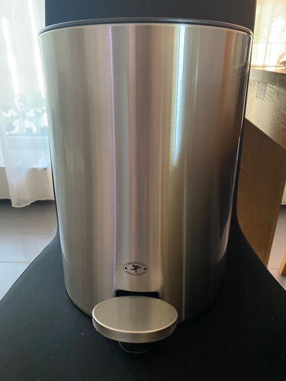 Treteimer 5L (Neu und originalverpackt) in Tafers für CHF 5 – mit Lieferung auf Ricardo kaufen