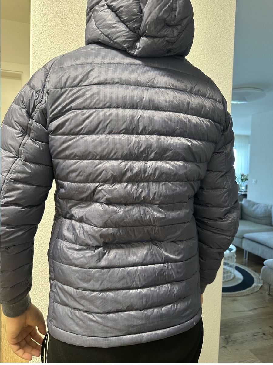 New Balance piumino leggero, taglia L, come nuovo! (Usato) a Sirnach ...