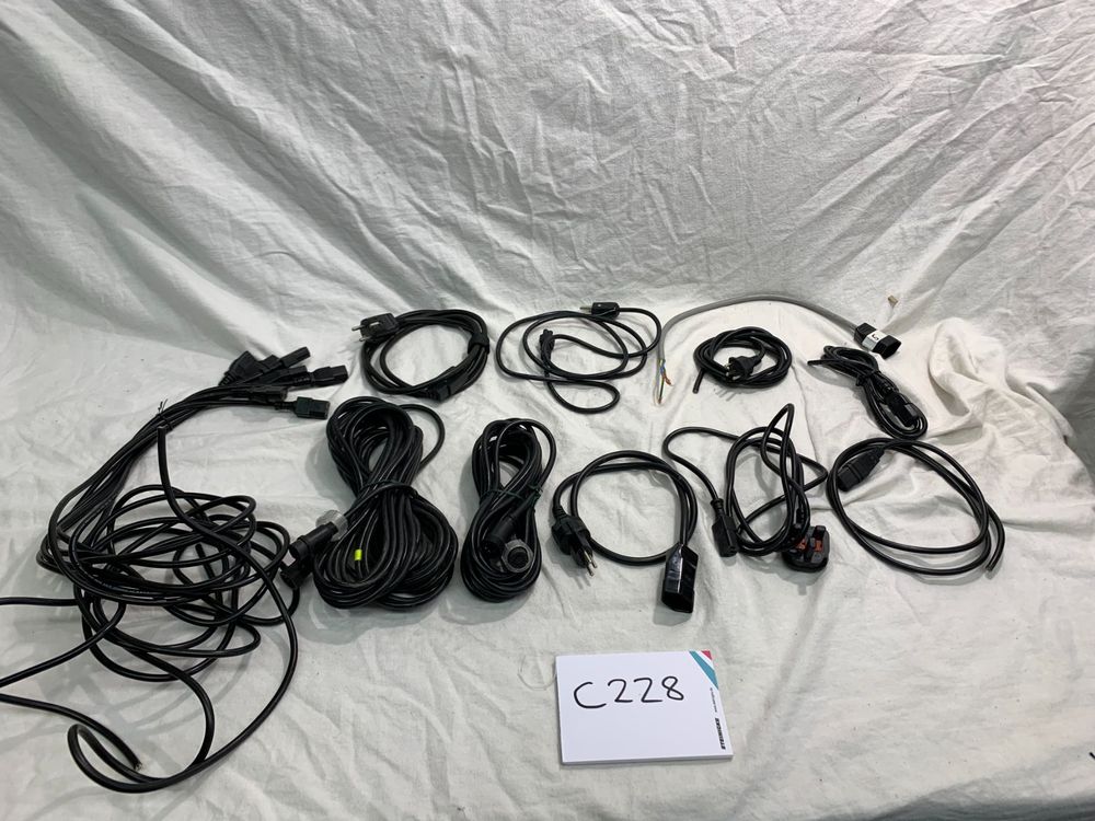 Diverse Kabel (C228) | Kaufen auf Ricardo