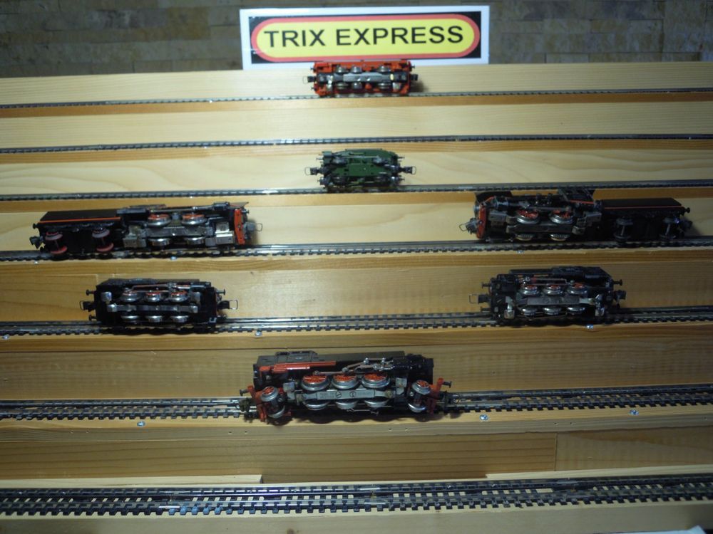 Trix Express Set 1 E-Lok BLS + 6 Dampflok + 11 Personenwagen (Gebraucht) in Saanen für CHF 210 ...