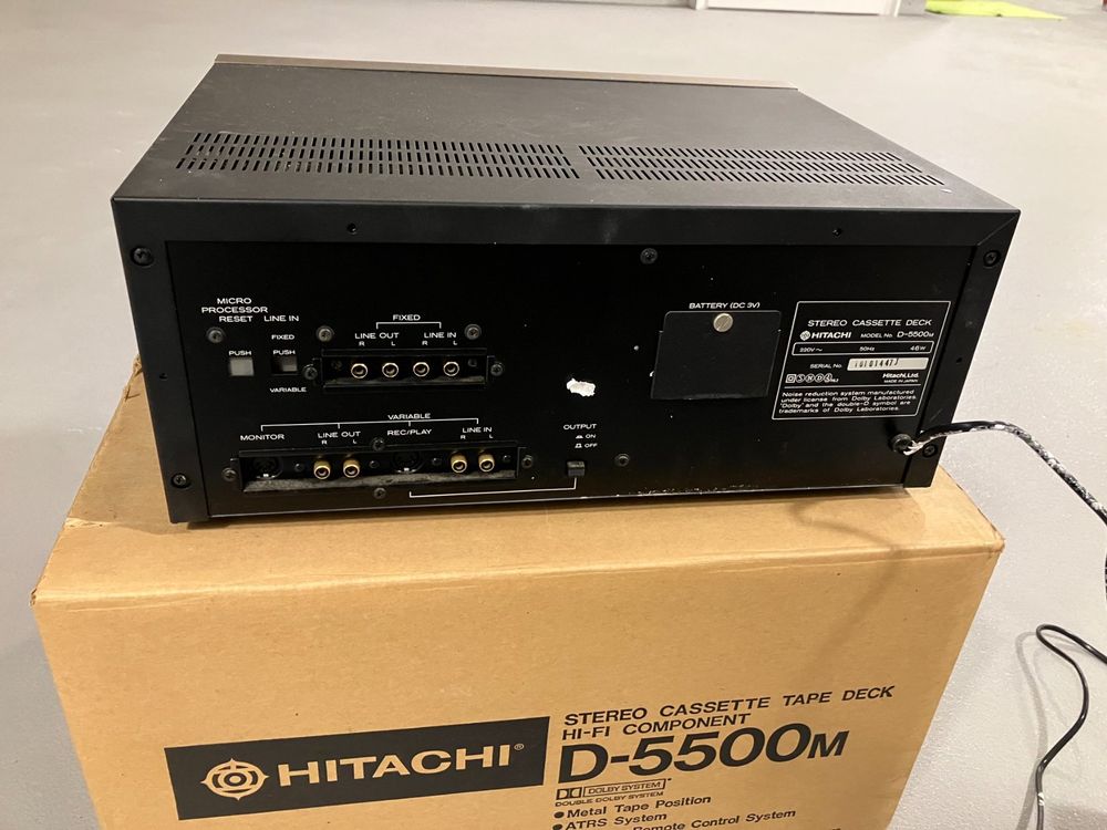 HITACHI Stereo Casette Tape Deck D-5500M, in Original Verp. (Gebraucht) in Neunkirch für CHF ...