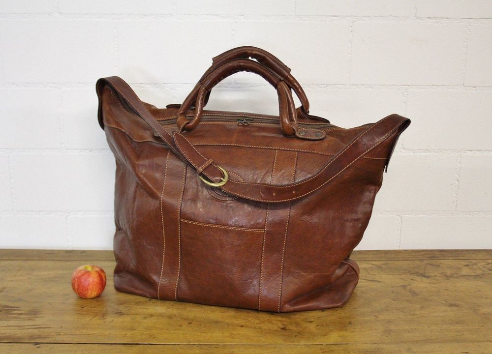 Vintage Weekender LARELLA (Gebraucht) in Zürich für CHF 86 – nur ...