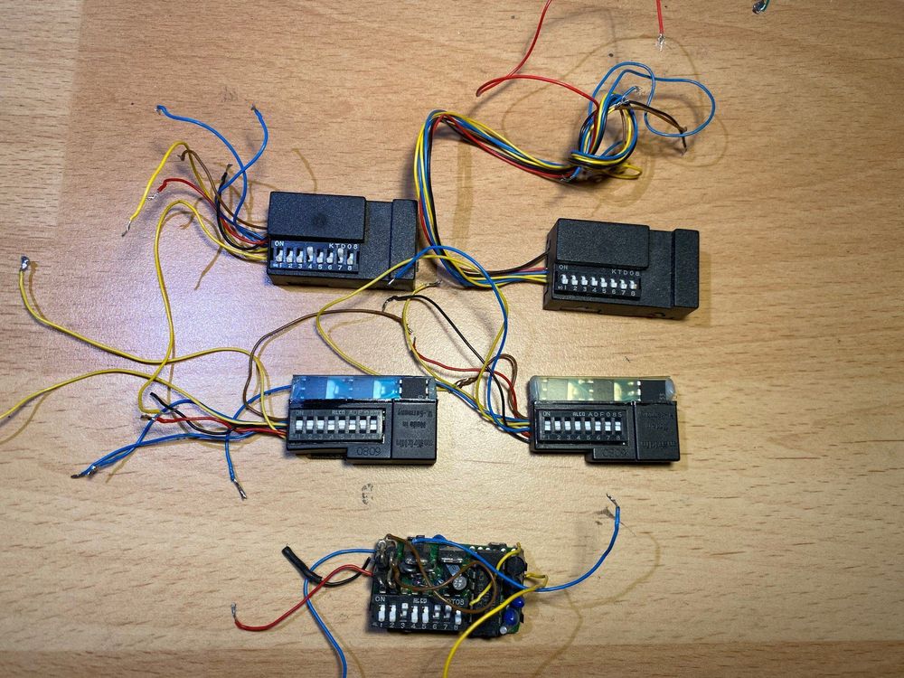 5 Märklin 6080 Decoder (Gebraucht) in Safenwil für CHF 111 – mit ...