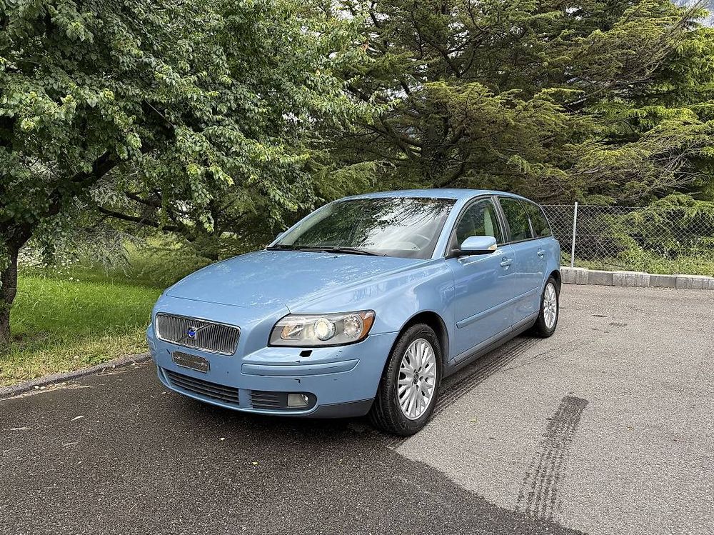 Volvo V50 T5 2.5T (Gebraucht) in Vollèges für CHF 3500 – nur Abholung ...