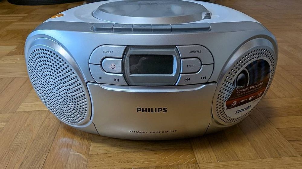 Philips CD-Soundmachine AZ127/12 | Kaufen auf Ricardo