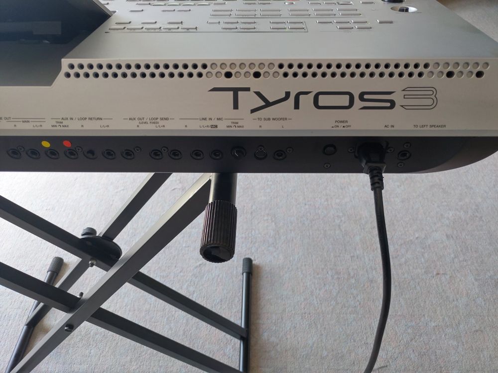 Keyboard Yamaha Tayros 3 zu verkaufen: | Kaufen auf Ricardo