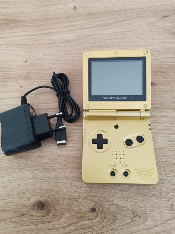 Game Boy Advance Sp Zelda (D'occasion) à La Chaux-de-Fonds pour CHF 86 ...