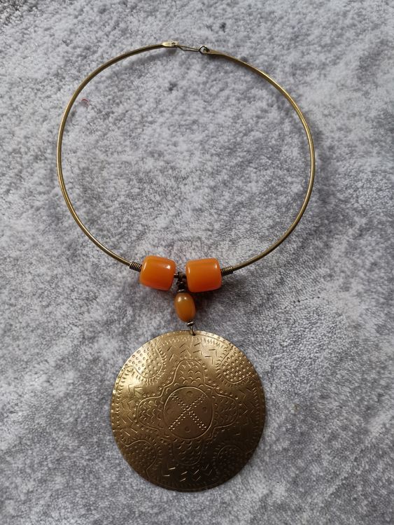 Halskette (Gebraucht) in Flims-Waldhaus für CHF 18 – mit Lieferung auf ...